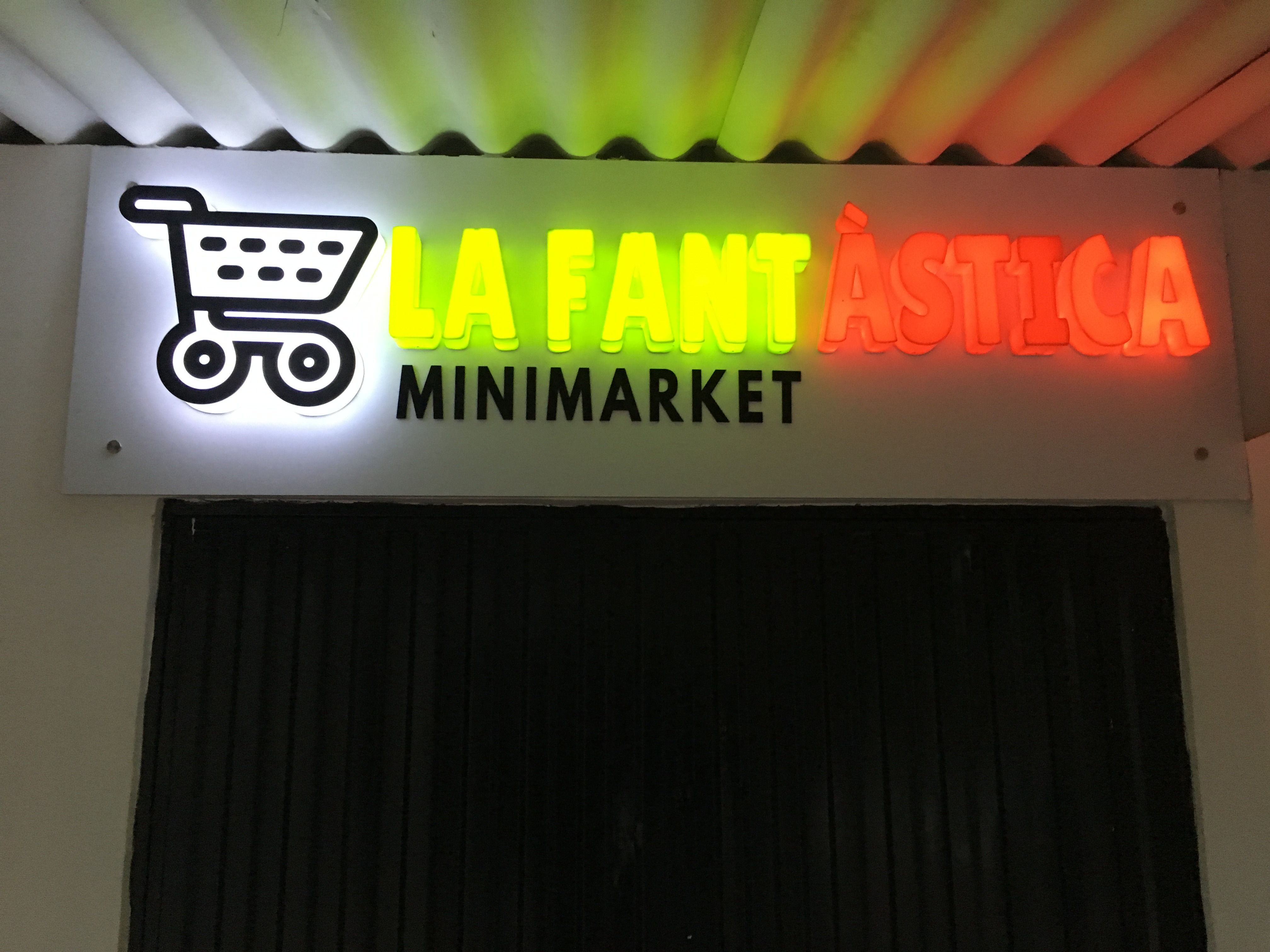 Albums Aviso en Acrilico - La Fantastica - Mini Market + Letrero en ...